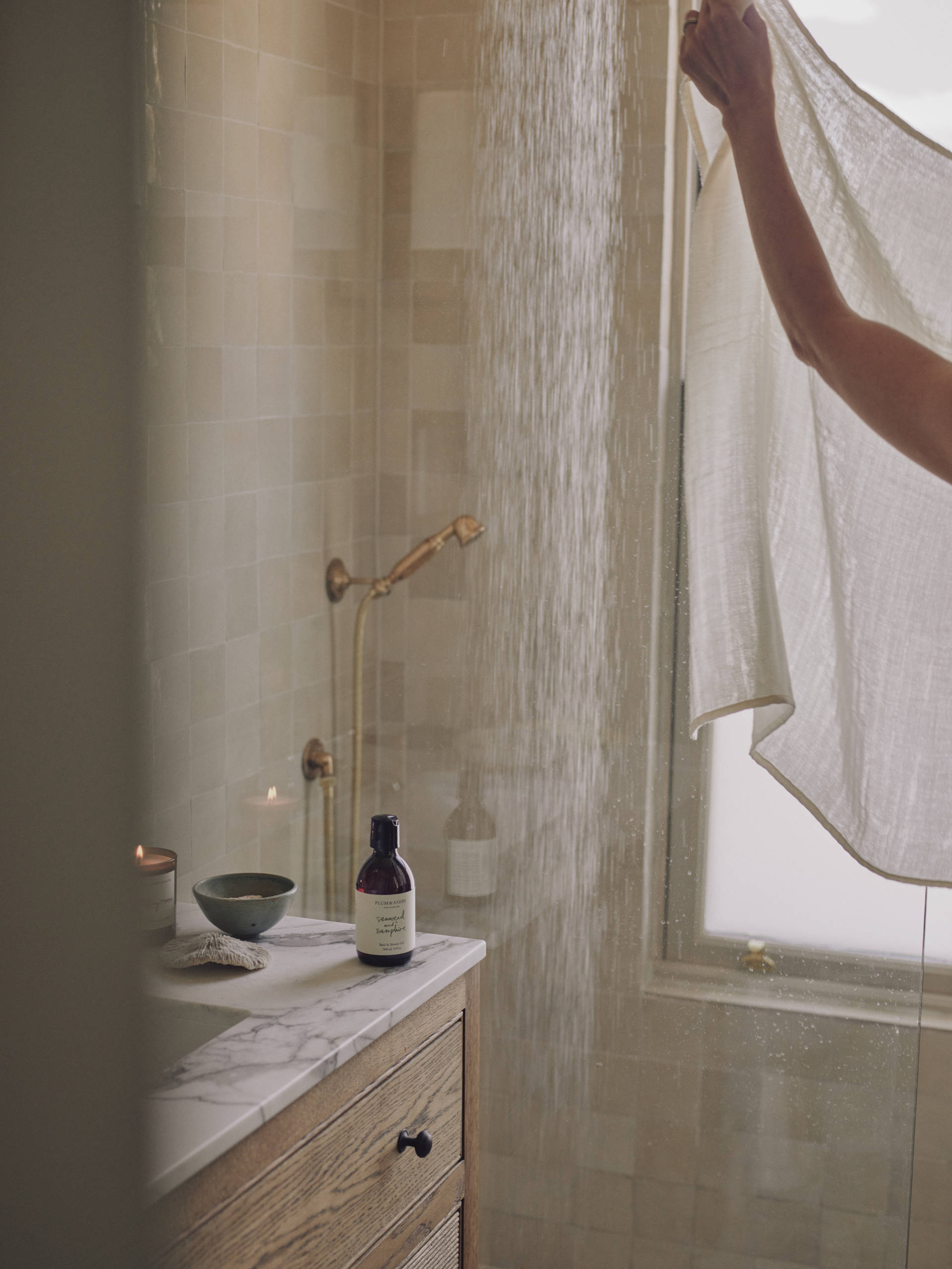 Seaweed & Samphire Bath & Shower Gel – Plum & Ashby